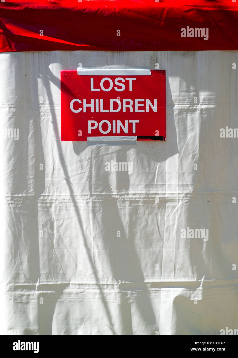 Lost children hi-res stock photography and images - Alamy