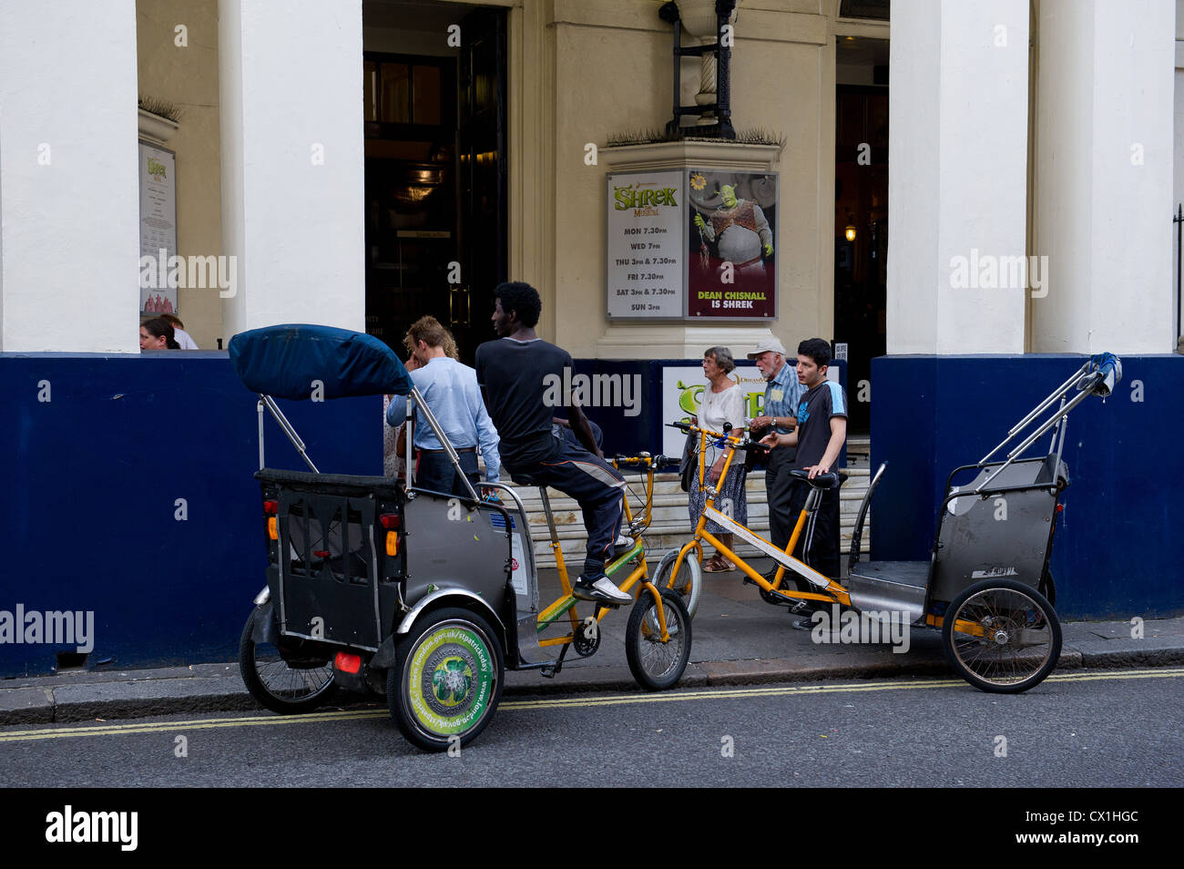 Rickshaws in London Stock Photo - Alamy