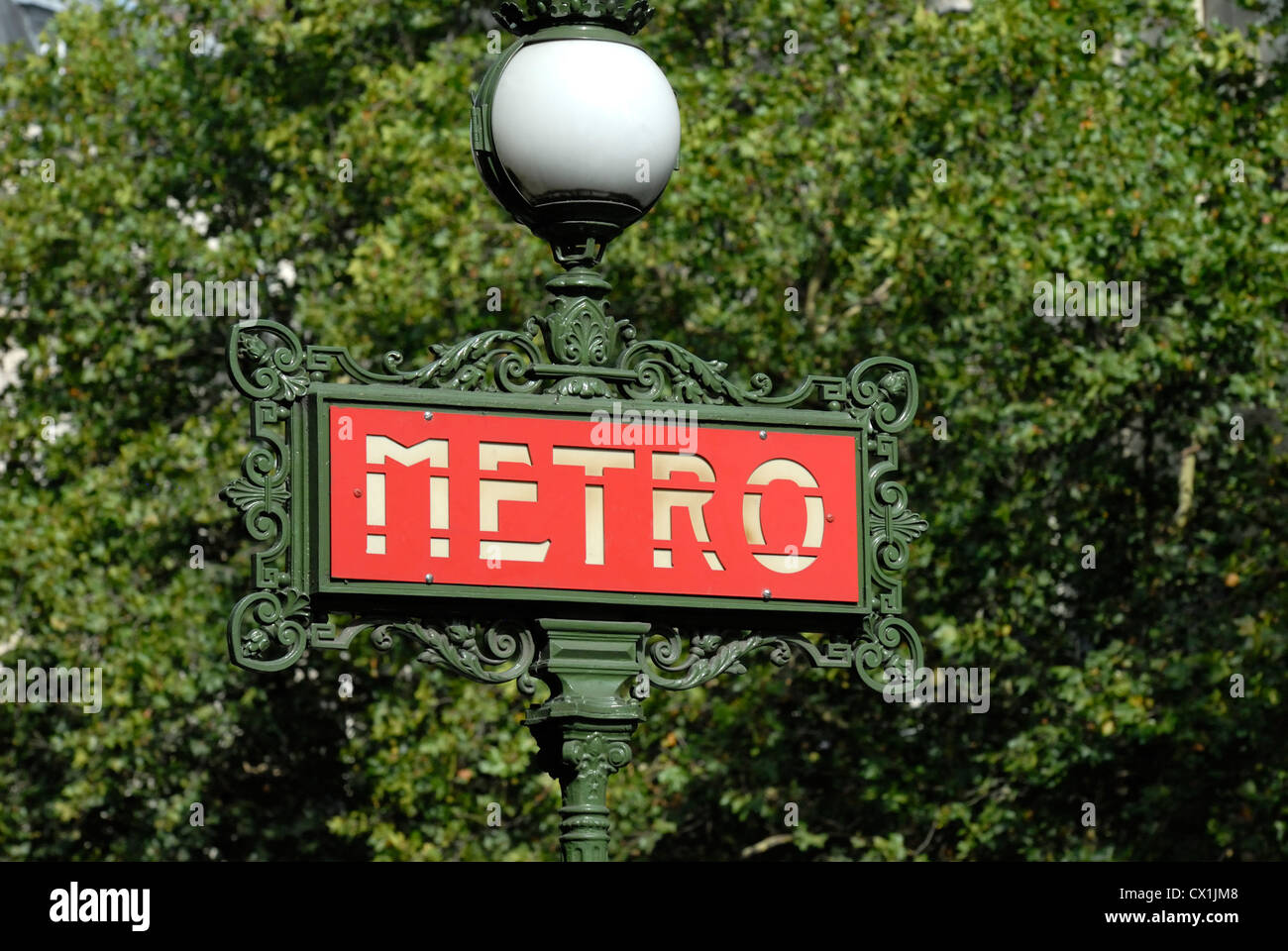 Paris, France. Metro sign Stock Photo - Alamy