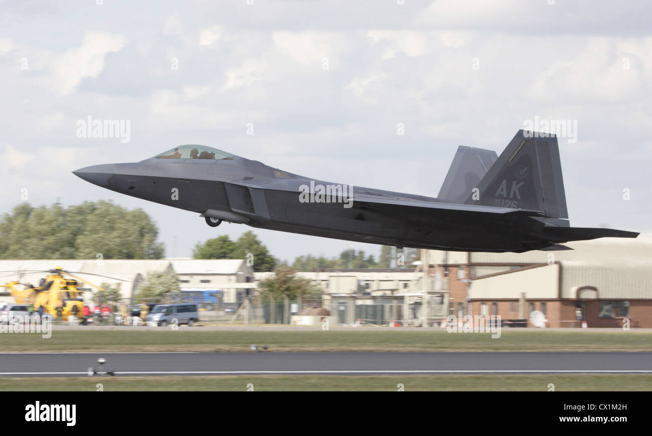 Lockheed martin f 22 raptor hi-res stock photography and images - Alamy