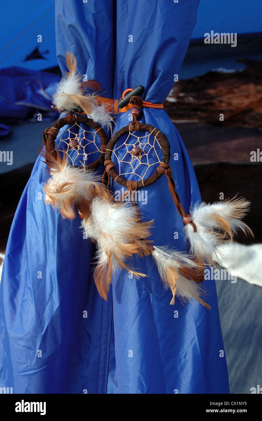 Modern native american art hi-res stock photography and images - Alamy