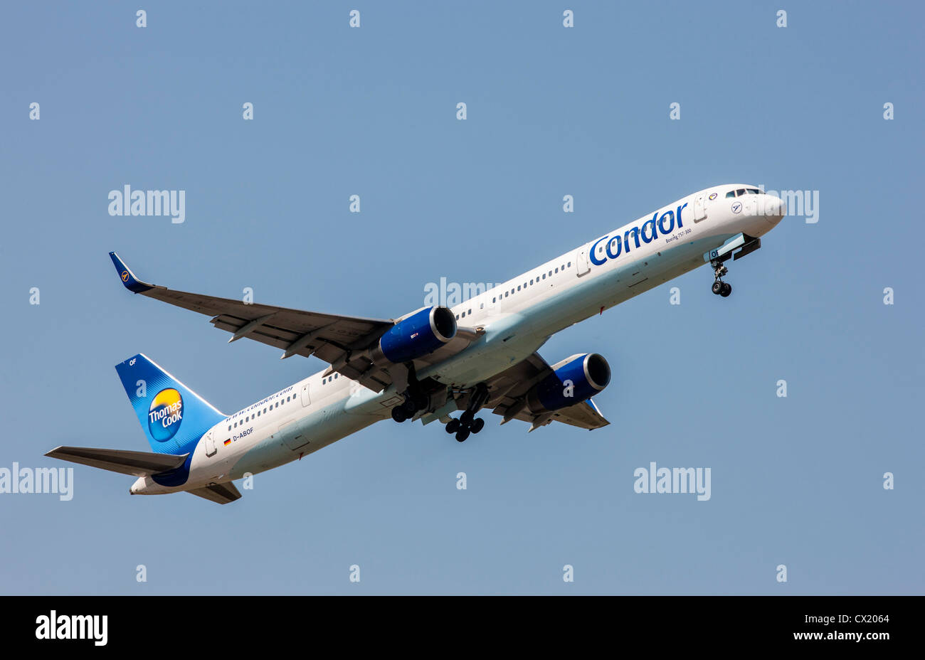 Passenger jet plane taking off form Düsseldorf International Airport ...
