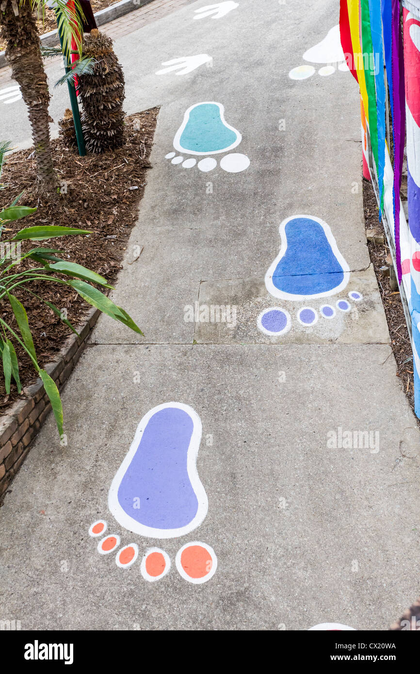 Painted feet hi-res stock photography and images - Alamy