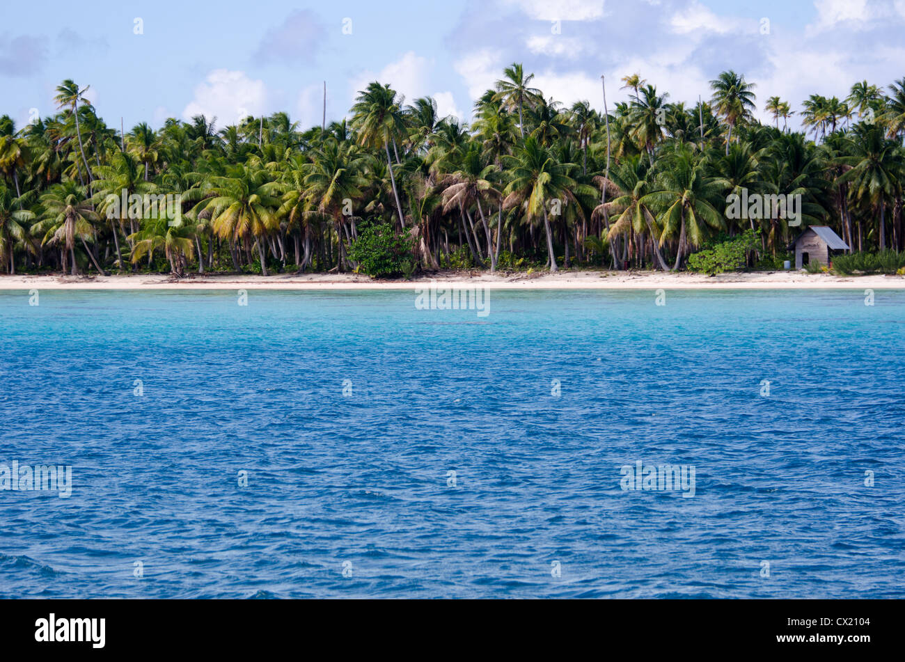 Tuamotus islands hi-res stock photography and images - Alamy