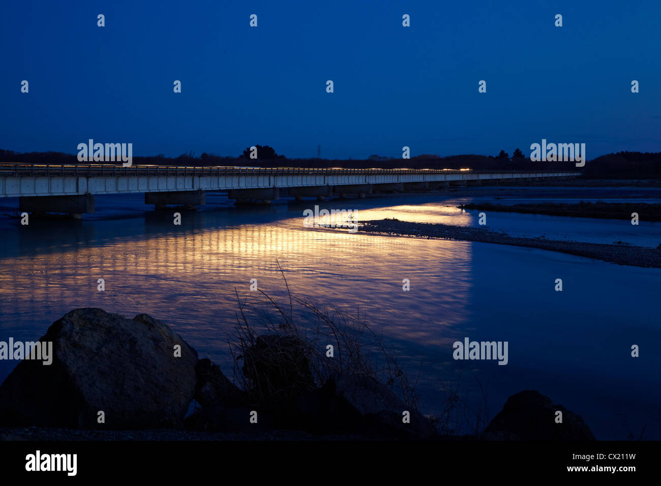 Waitaki river bridge hi-res stock photography and images - Alamy