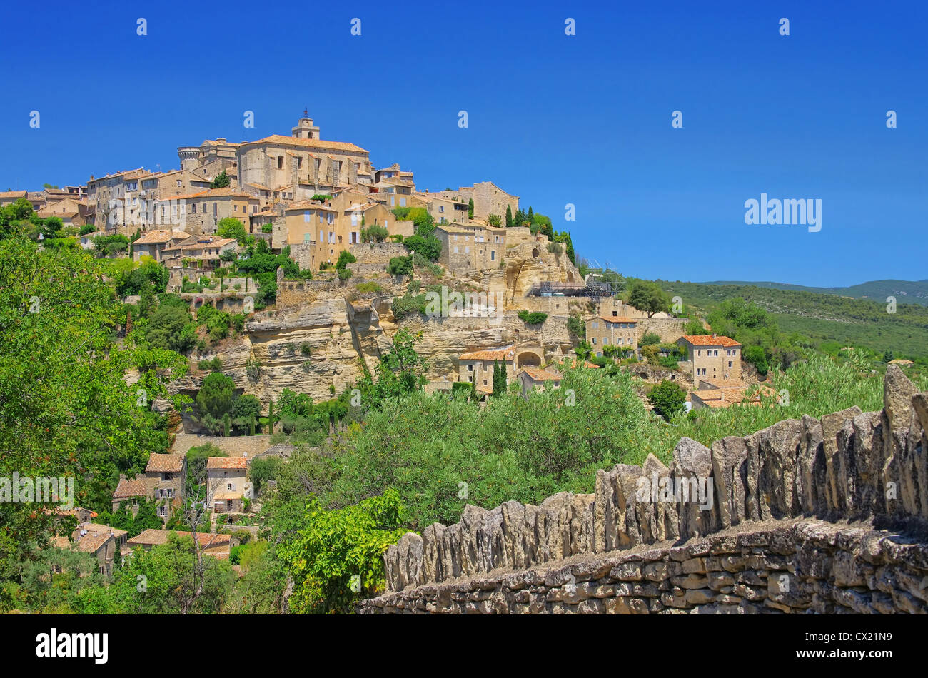 Gordes castle hi-res stock photography and images - Alamy