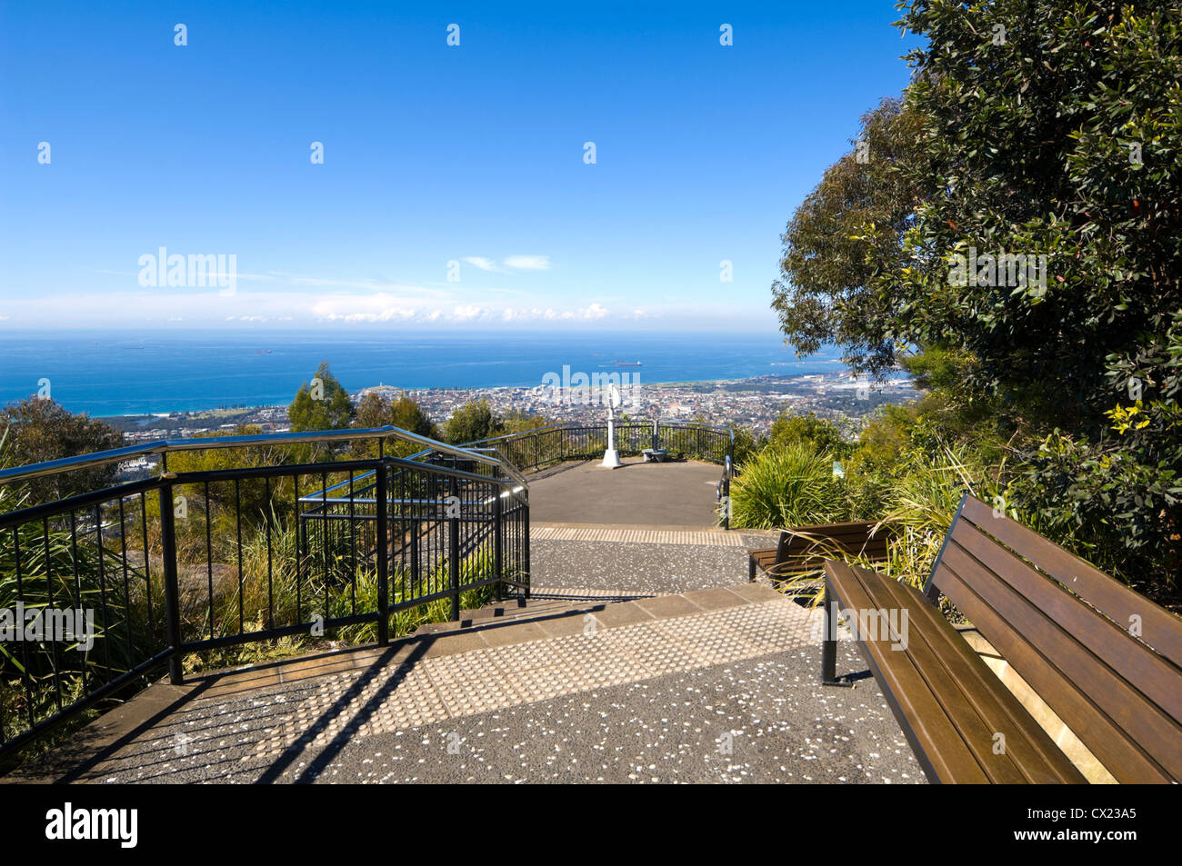 Mount keira lookout hi-res stock photography and images - Alamy