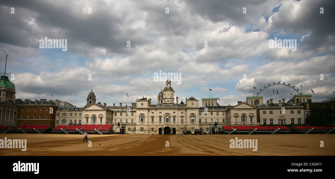 royal residence, Buckingham Palace Stock Photo - Alamy