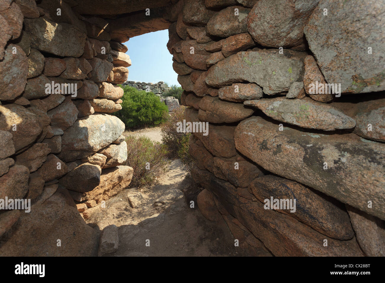 Neolithic building hi-res stock photography and images - Alamy