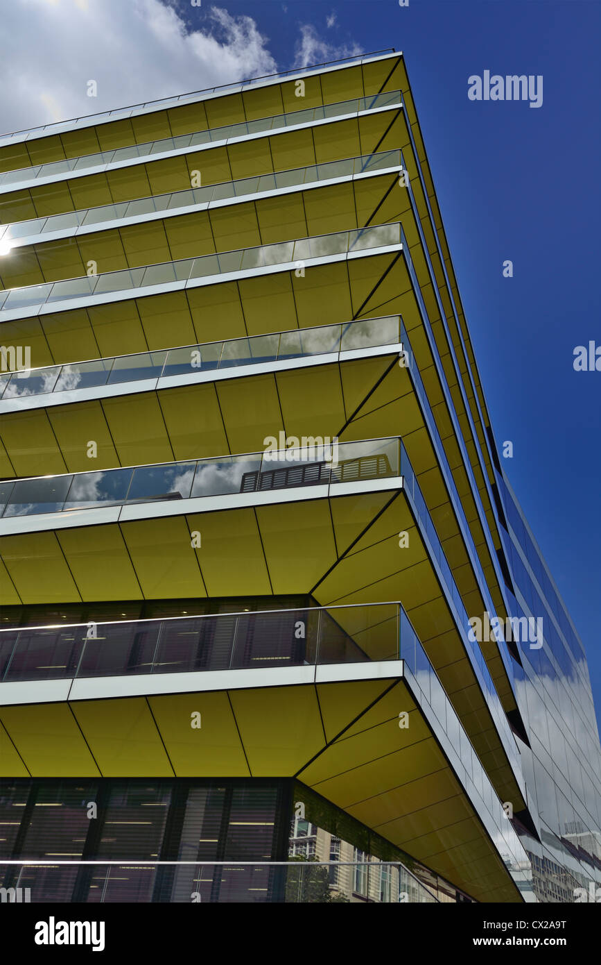 Riverbank House And London High Resolution Stock Photography and Images ...
