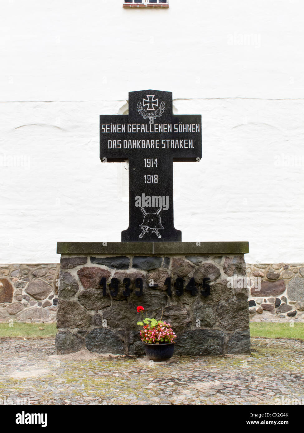 World war 1 memorial wall hi-res stock photography and images - Alamy