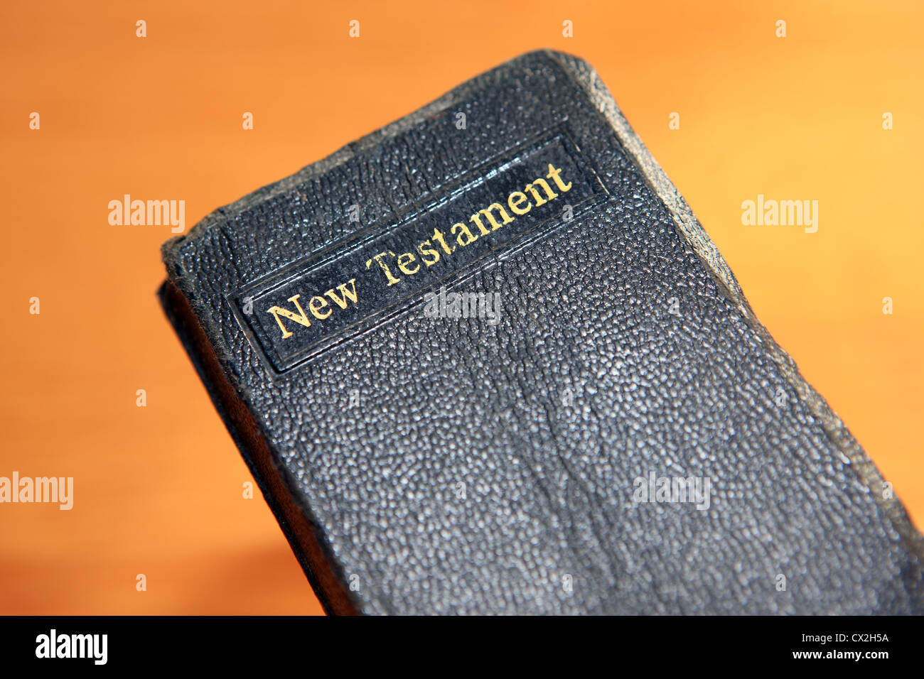 New testament bible hi-res stock photography and images - Alamy