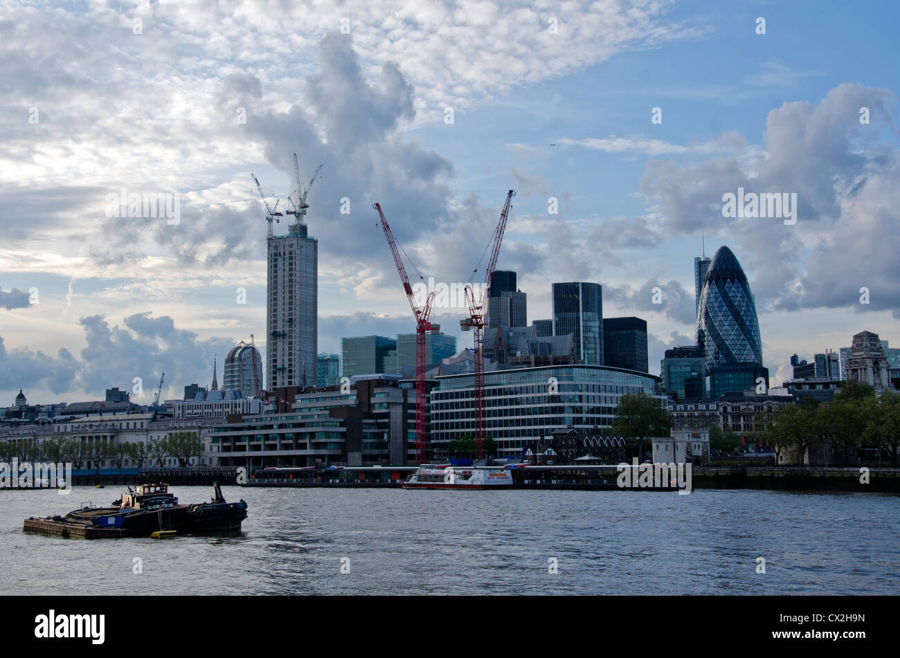 LONDON LANDSCAPE, GHERKIN, RIVER THAMES, HIGH BUILDINGS Stock Photo - Alamy