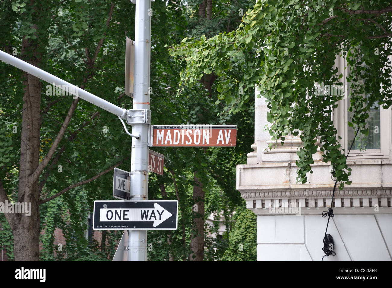 Street sign of Madison Avenue, New York, U.S.A Stock Photo - Alamy