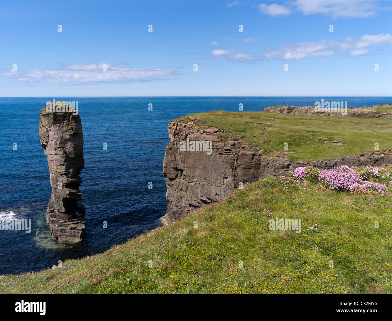Yesnaby sea stacks, orkney hi-res stock photography and images - Alamy