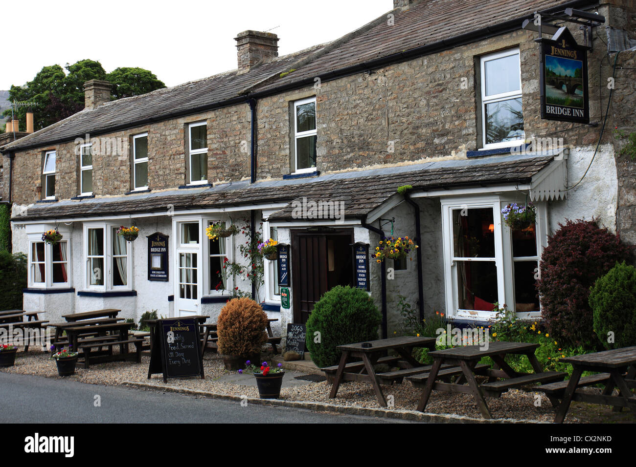 Bridge inn grinton village hi-res stock photography and images - Alamy