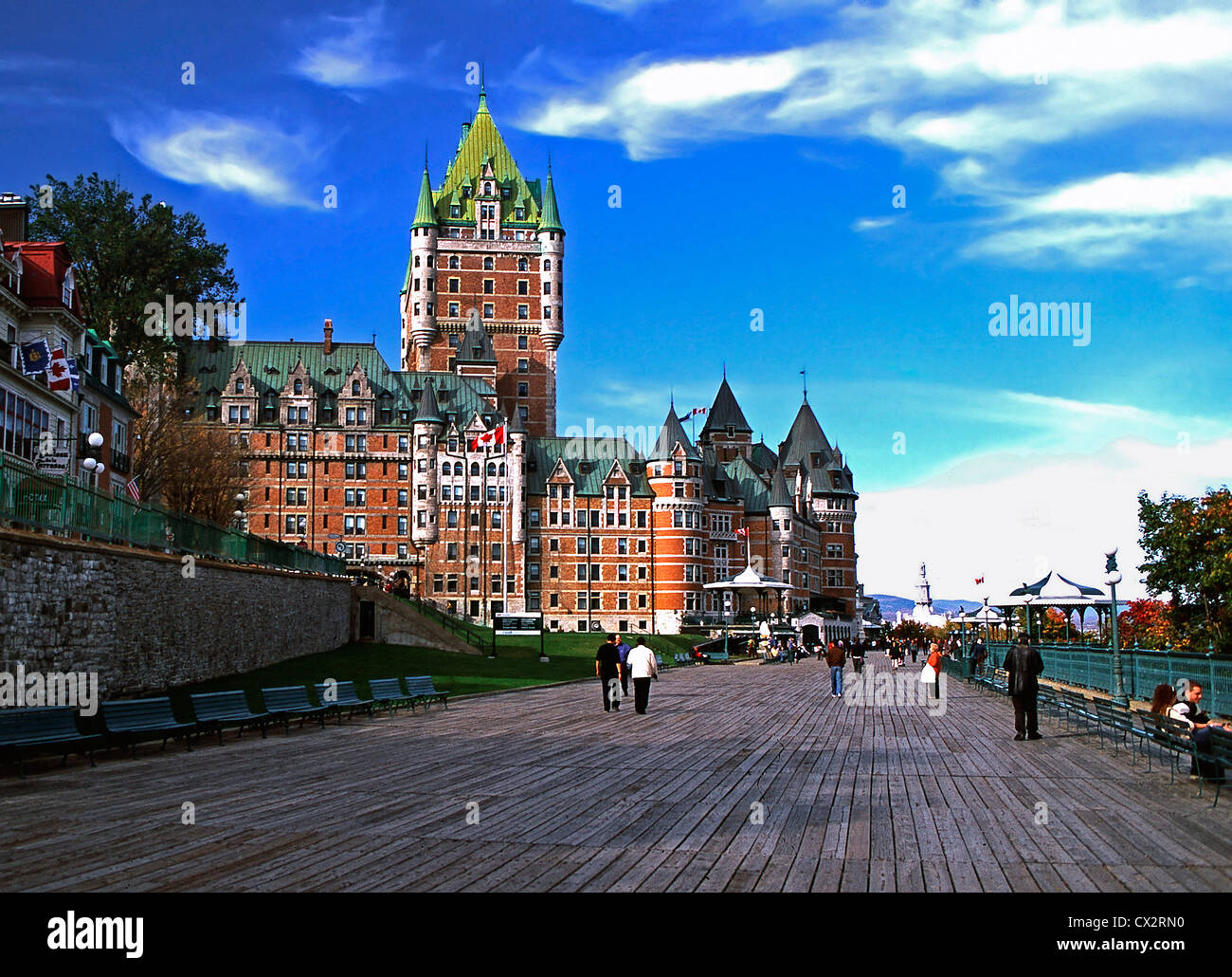 Dufferin terrace boardwalk hi-res stock photography and images - Alamy