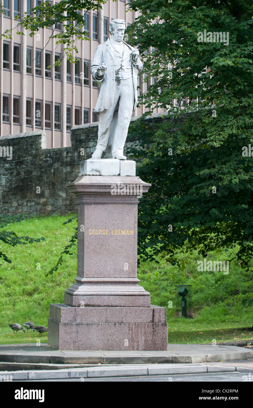 Statue of George Leeman in York Stock Photo - Alamy