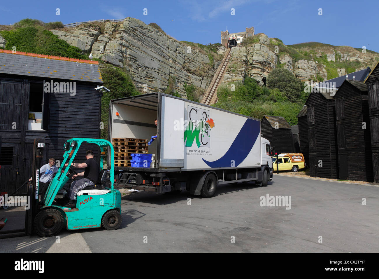 French lorry collecting fish from Hastings fish market, Rock-a-Nore ...
