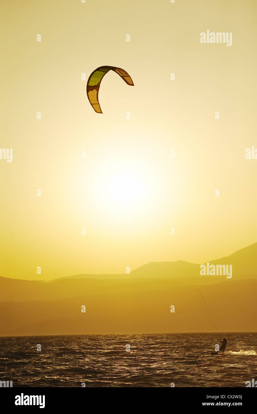 Surfing wave sun hi-res stock photography and images - Alamy