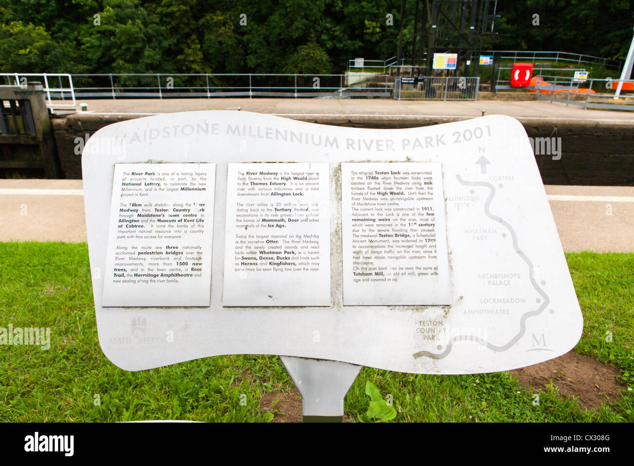 Maidstone Millenium River Park 2001 sign Stock Photo - Alamy