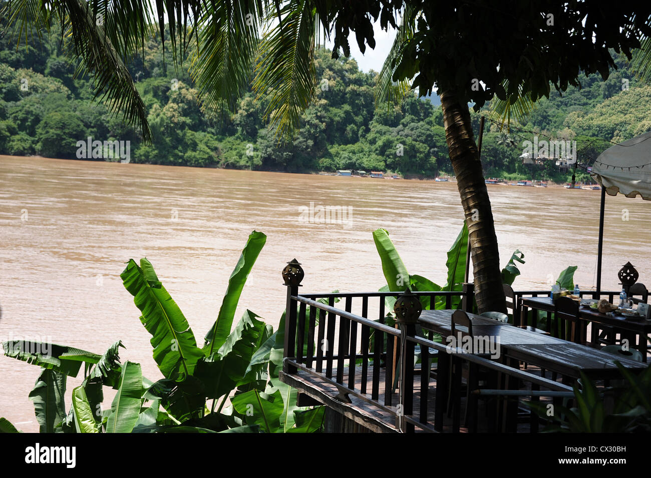 Overlook restaurant hi-res stock photography and images - Alamy