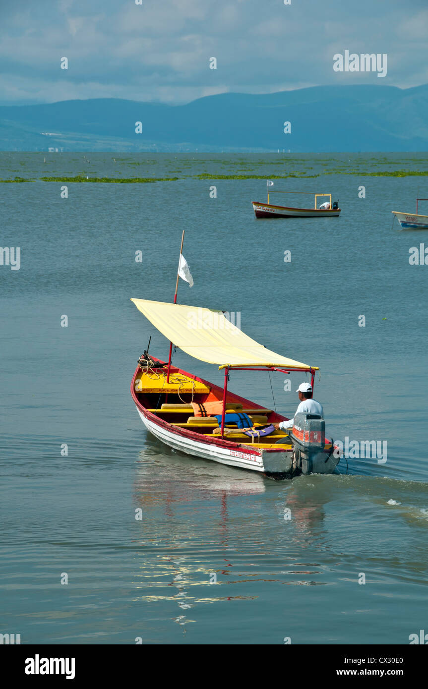 Canopy boat hi-res stock photography and images - Alamy