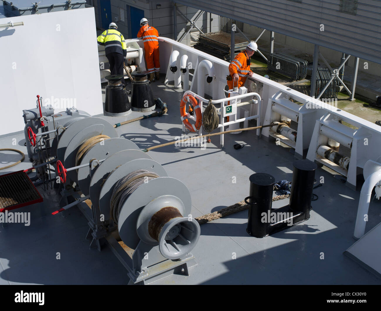 dh Northlink ferries SHIPPING TRANSPORT Winchman operatoring ships ...