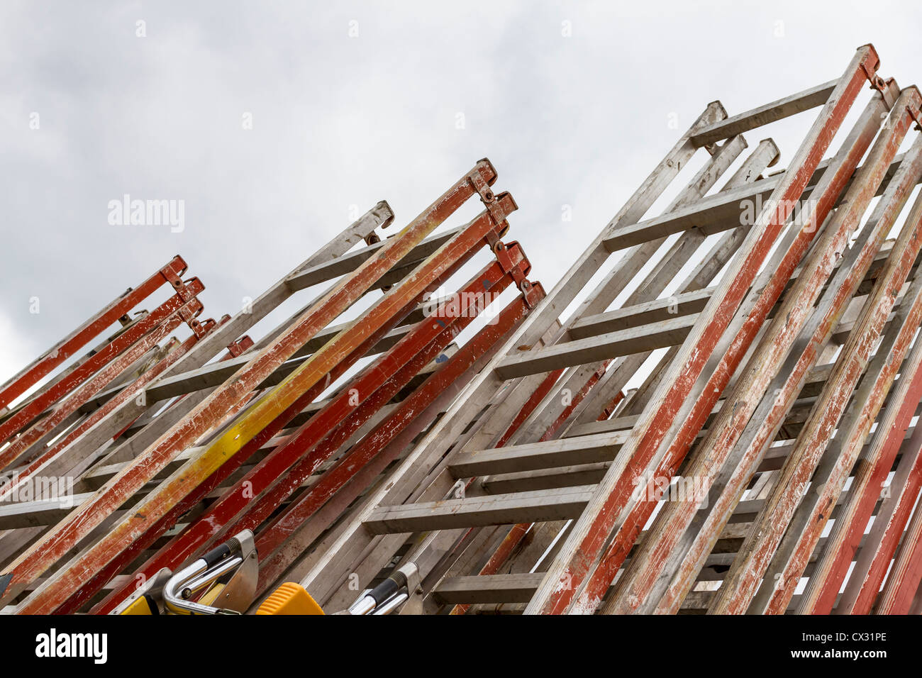 Ladders hi-res stock photography and images - Alamy