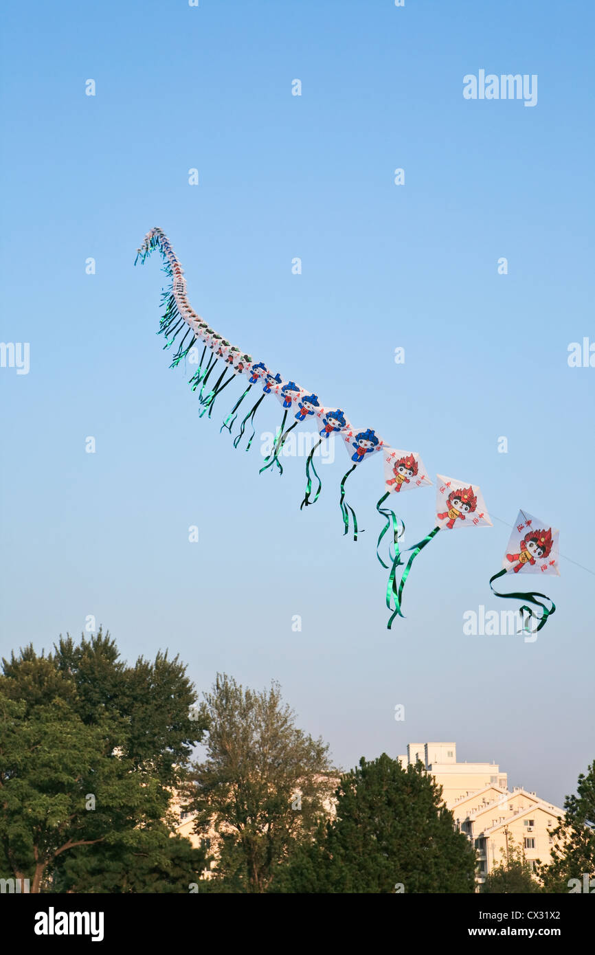 Flying kite string hi-res stock photography and images - Alamy
