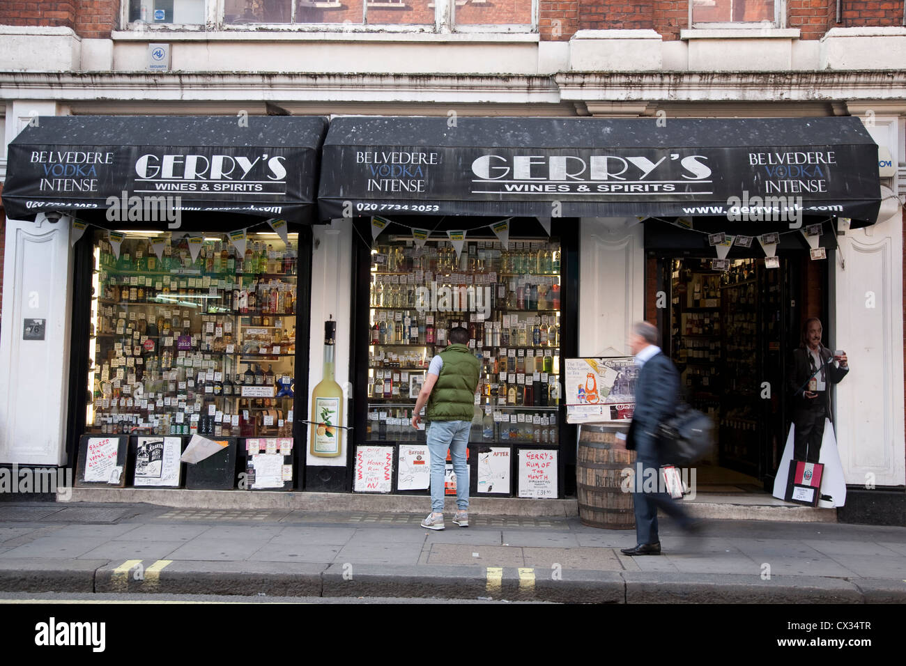 Off License High Resolution Stock Photography and Images - Alamy