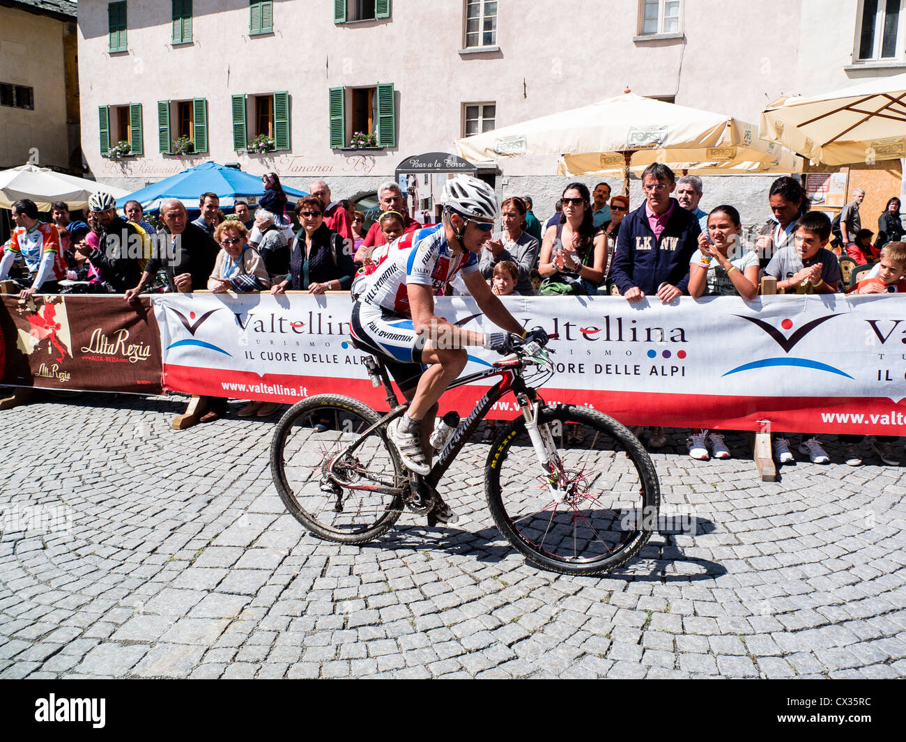 Kuerc square hi-res stock photography and images - Alamy