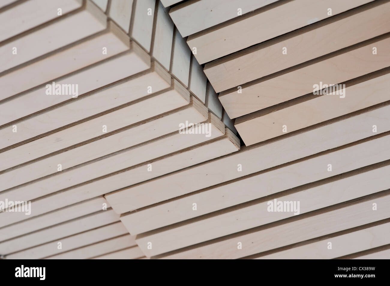 Jewel detail hi-res stock photography and images - Alamy