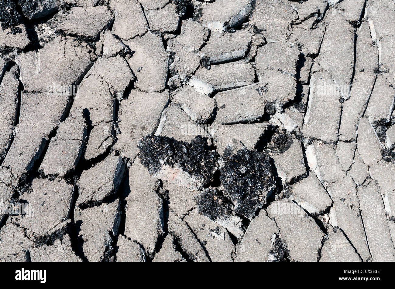 Pavement digging up hi-res stock photography and images - Alamy