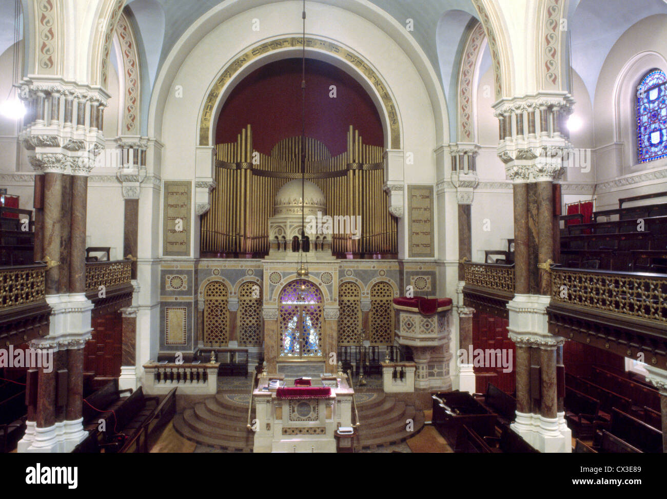 West London Synagogue High Resolution Stock Photography and Images - Alamy