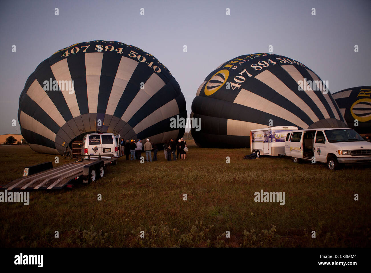 Hot Air Balloon Orlando Florida USA at sunrise Stock Photo - Alamy