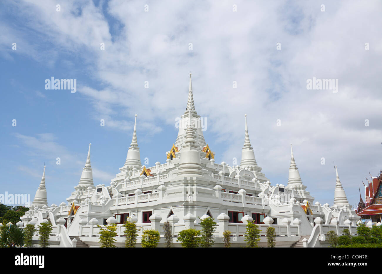White pagoda in thai temple hi-res stock photography and images - Alamy
