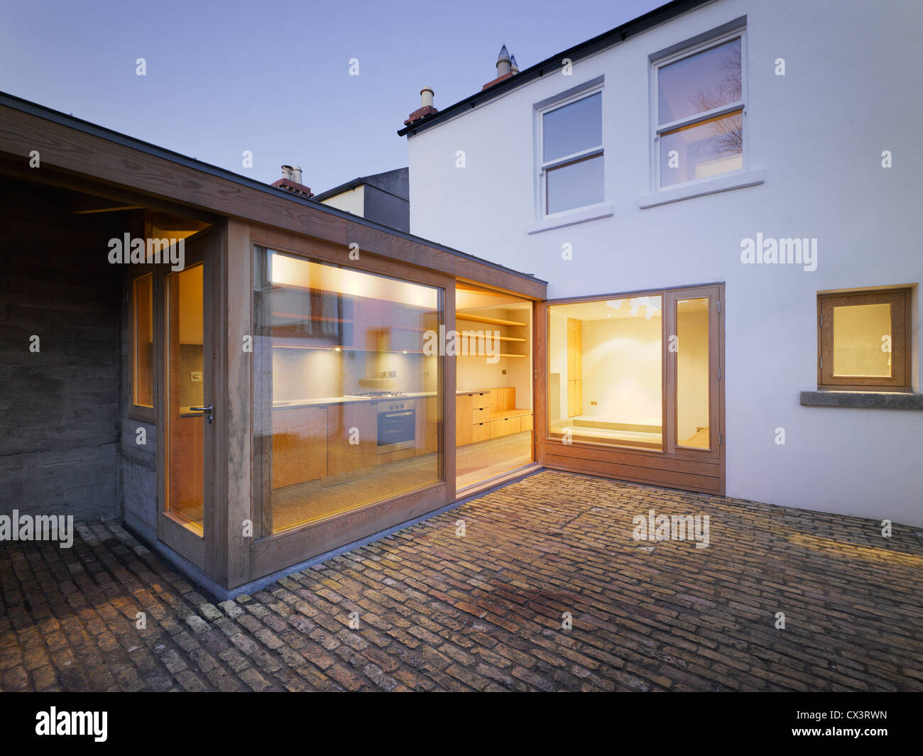 Laneway Wall Garden House, Portobello, Ireland. Architect: Donaghy ...