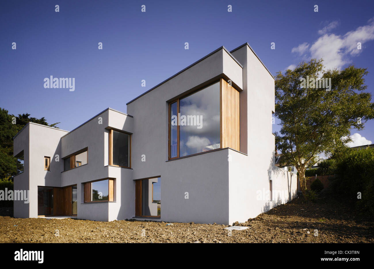 Gray House, Howth, Ireland. Architect: O'Donnell & Tuomey, 2008. View ...