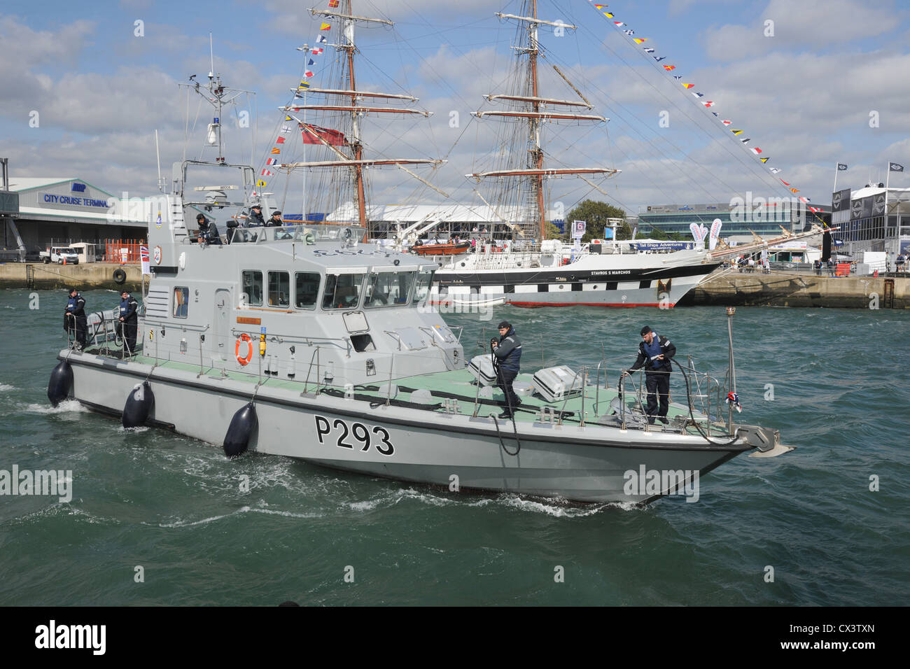 Hms archer hi-res stock photography and images - Alamy