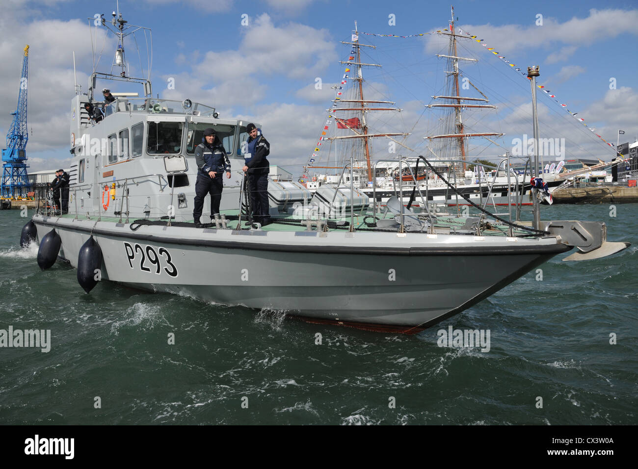 Patrol boat HMS Archer Stock Photo - Alamy