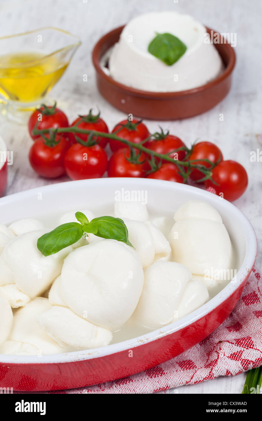 dish of some fresh italian mozzarella cheese Stock Photo - Alamy