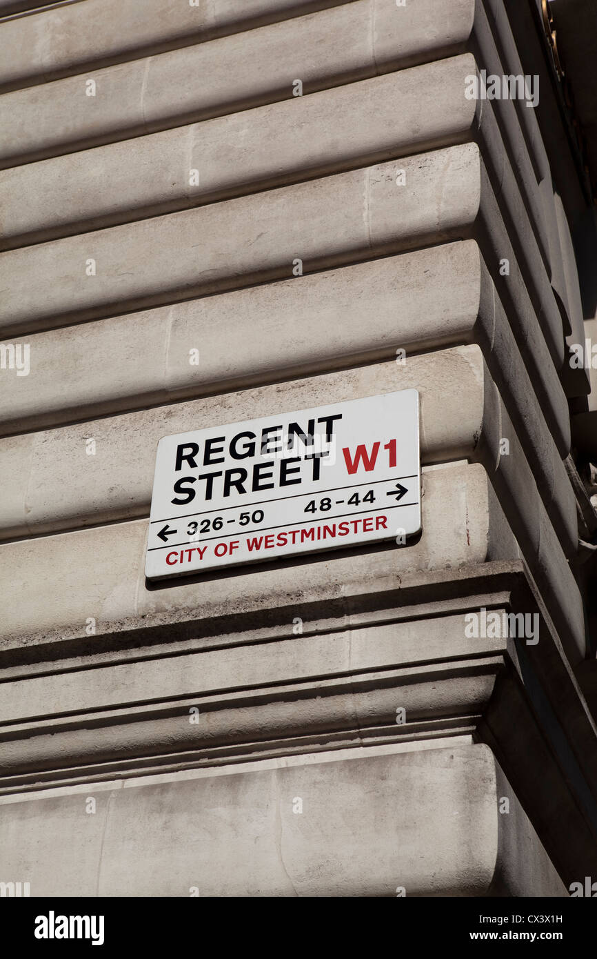 Regent road sign in hi-res stock photography and images - Alamy