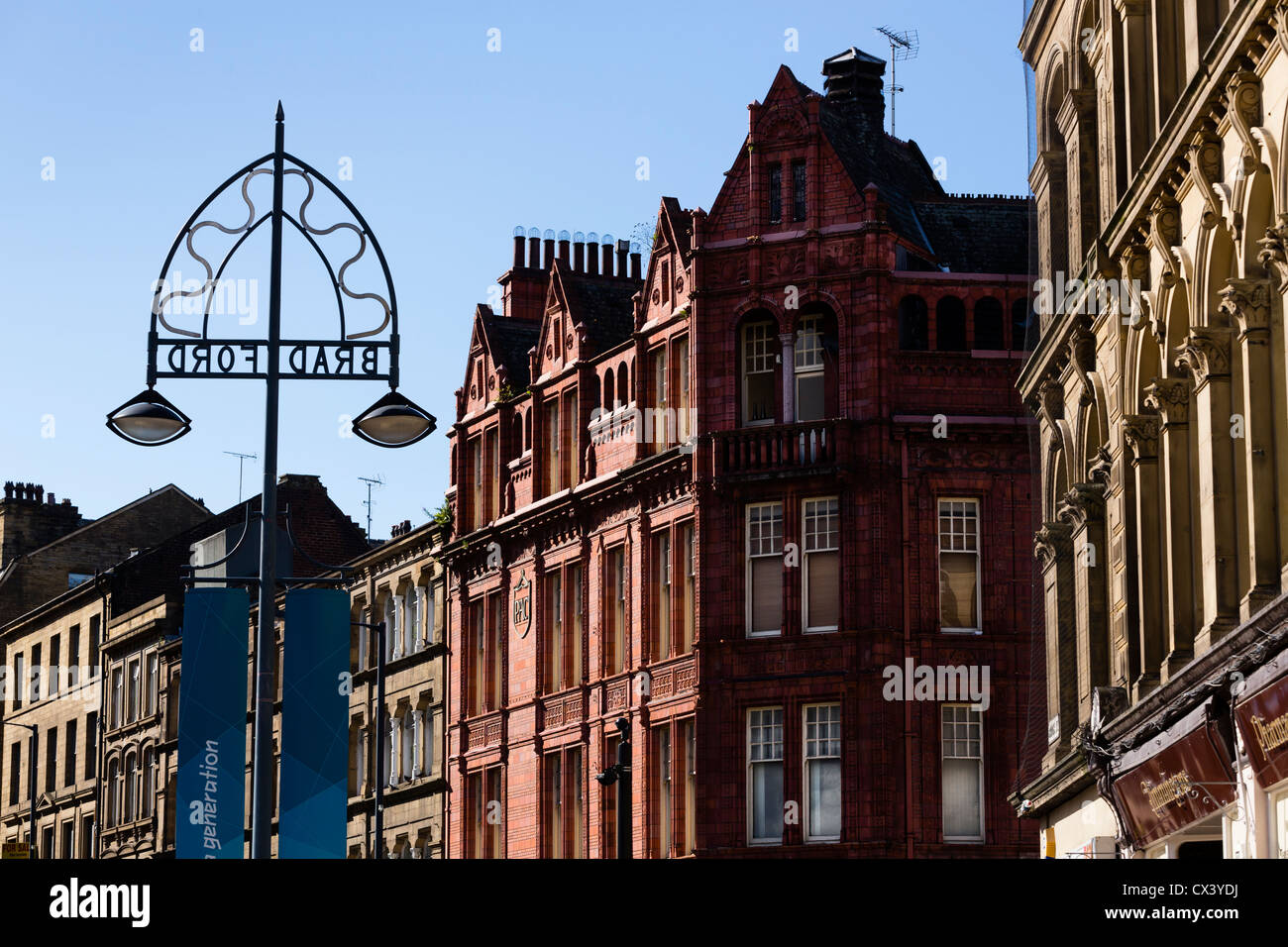 Victorian buildings in Sunbridge Road, Bradford Stock Photo - Alamy