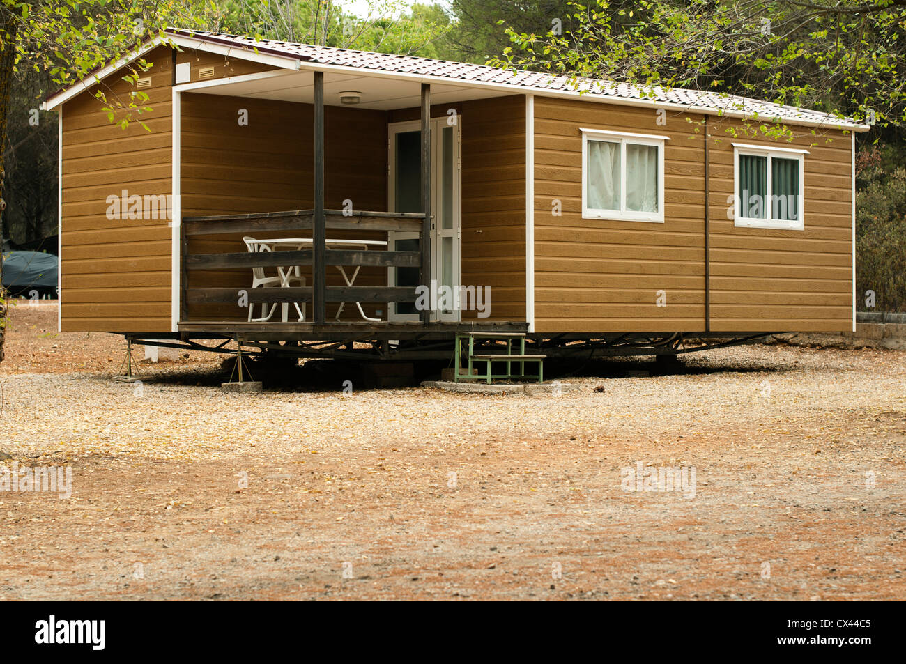 Mobile homes, brown bungalow in a camping Stock Photo - Alamy
