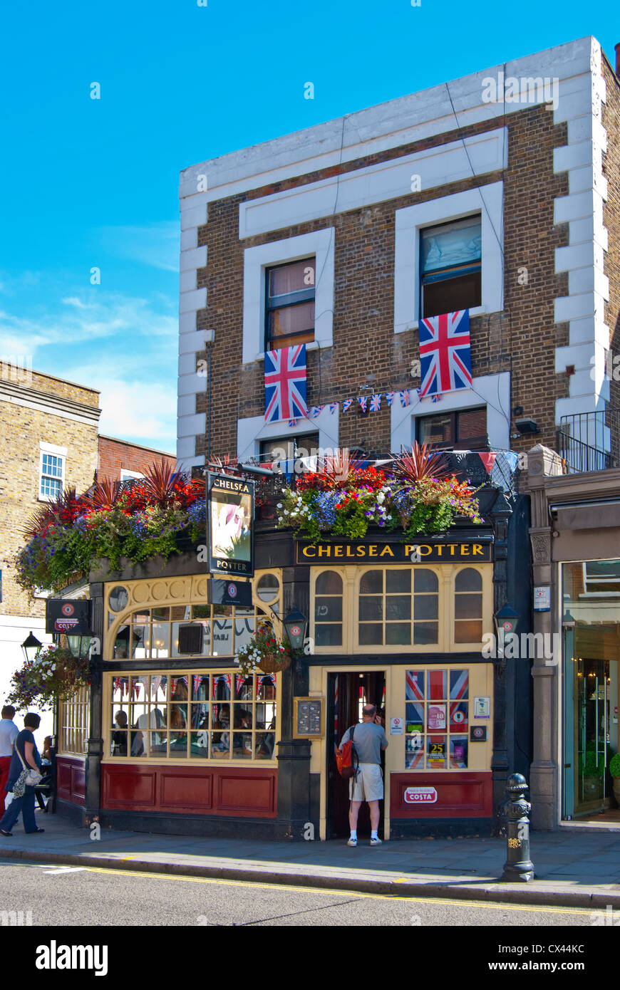 Chelsea potter hi-res stock photography and images - Alamy