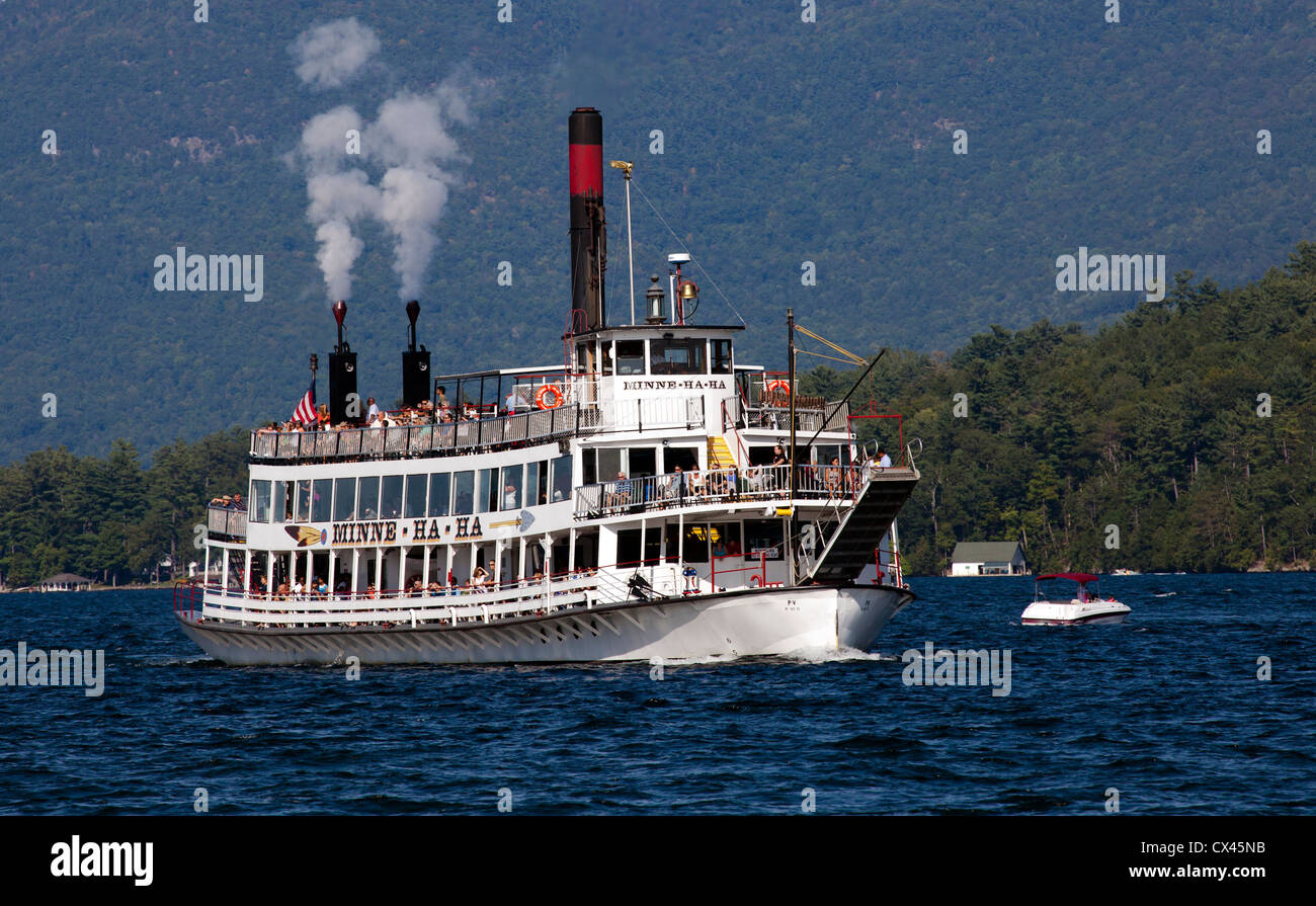 Minne-Ha-Ha steam powered stern wheel excursion cruise ship United ...