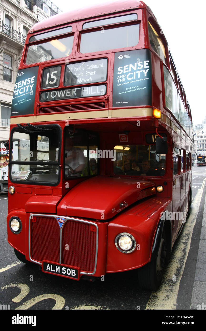 Old london bus hi-res stock photography and images - Alamy