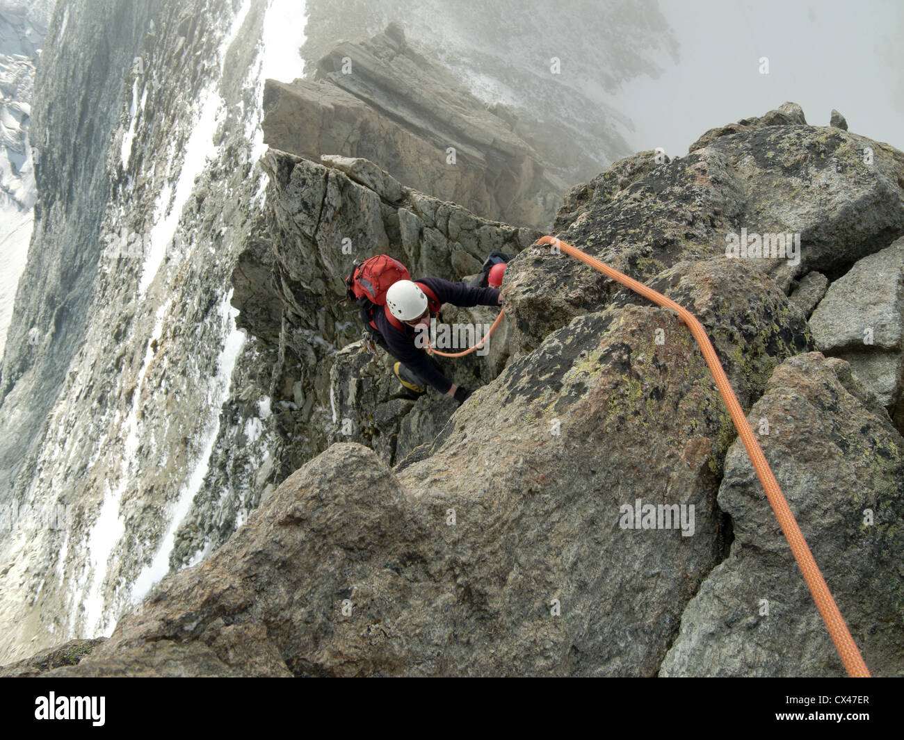Climbers on the traverse of Mont Blanc de Cheilon Stock Photo - Alamy