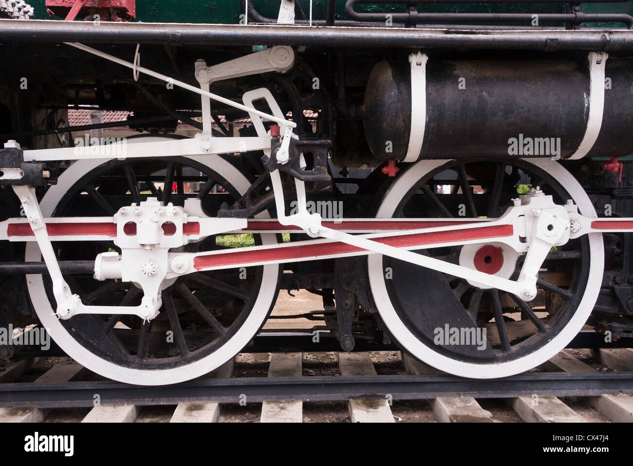 Bogey wheels hi-res stock photography and images - Alamy